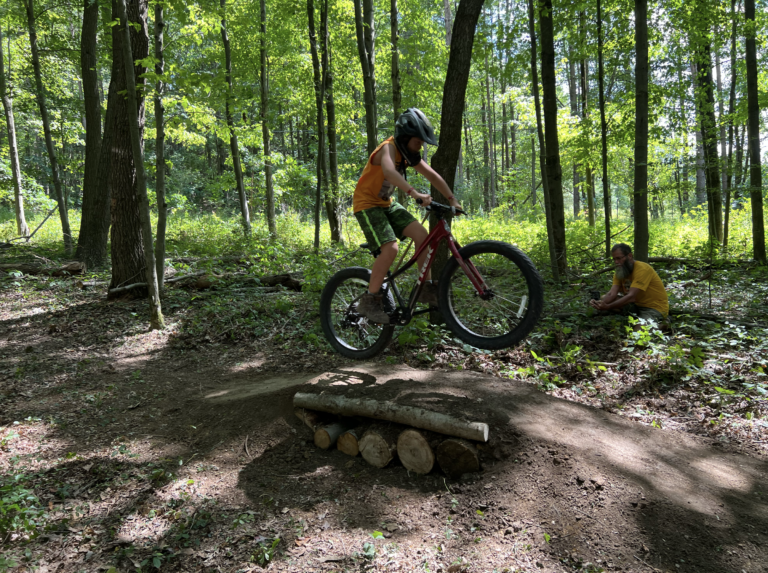 Triumph Over Tabletops and Doubles on your Mountain Bike With These ...