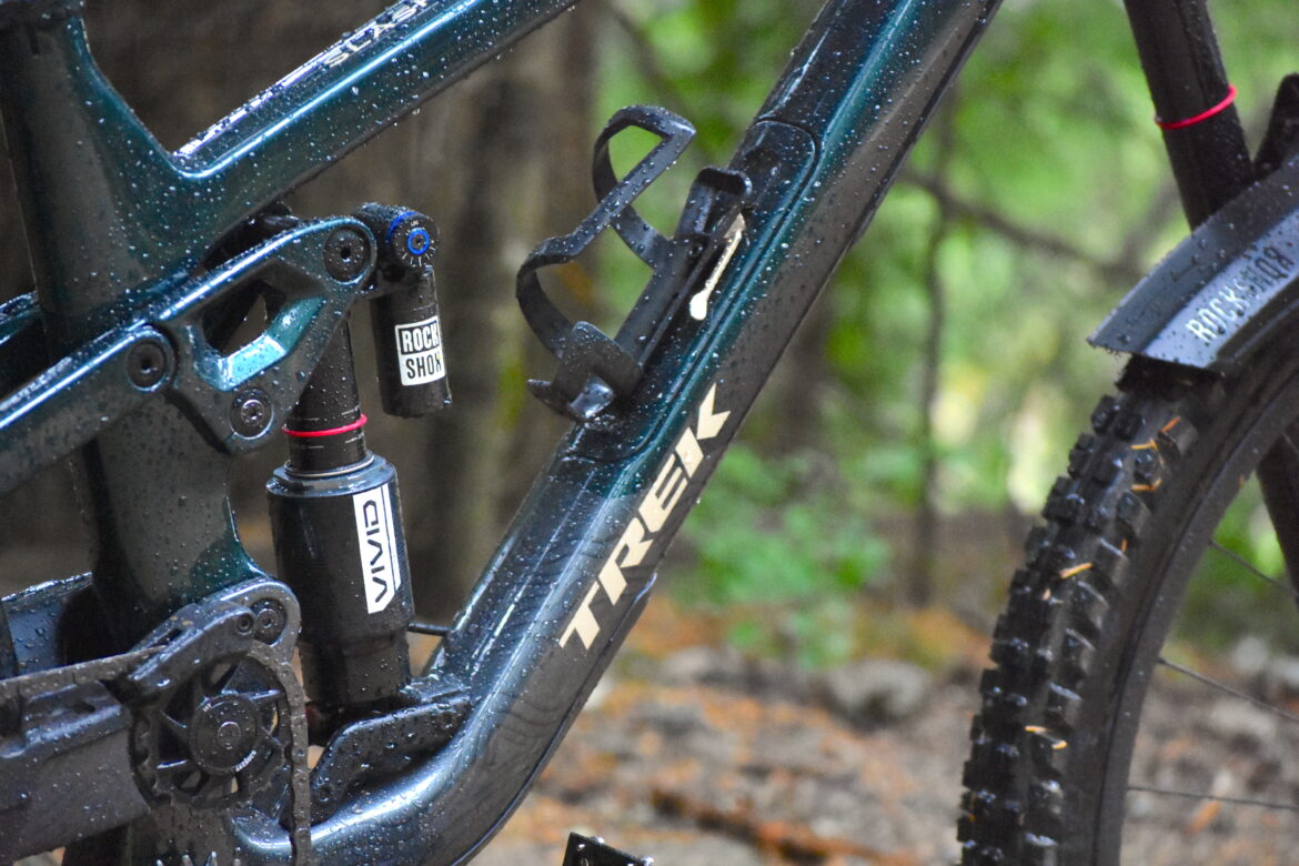 The Latest Trek Slash Gets High Pivot Redesign and More Rear Travel ...