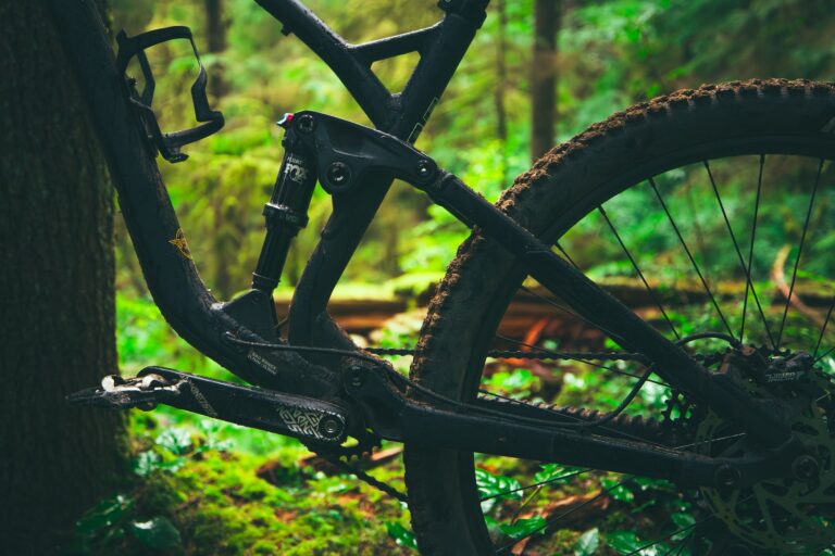 $2,600 GT Sensor Comp Trail Bike Review - Singletracks Mountain Bike News