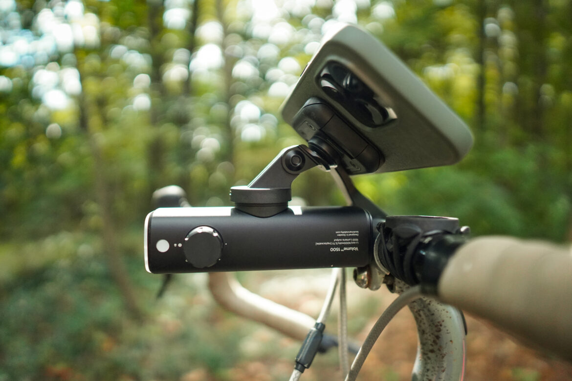 Hold the Phone! Peak Design Everyday Case and Bike Mount Review ...