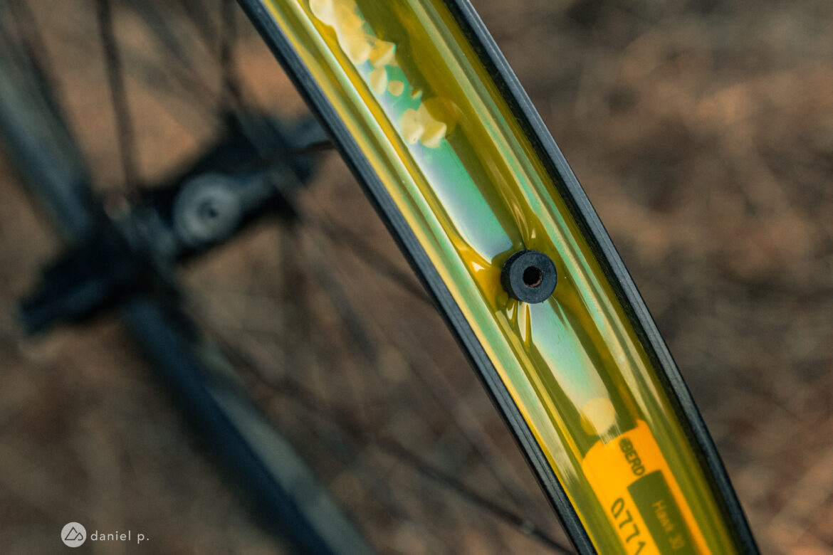 Berd HAWK30 Carbon Wheels Feature Advanced Polymer Spokes [Review ...