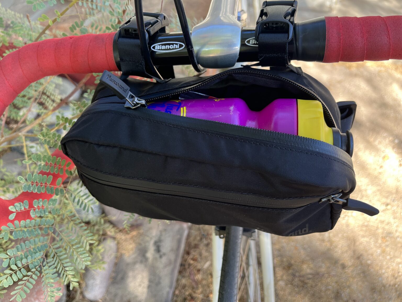 The Best Handlebar Bags for Your Bike Adventures [Reviews ...