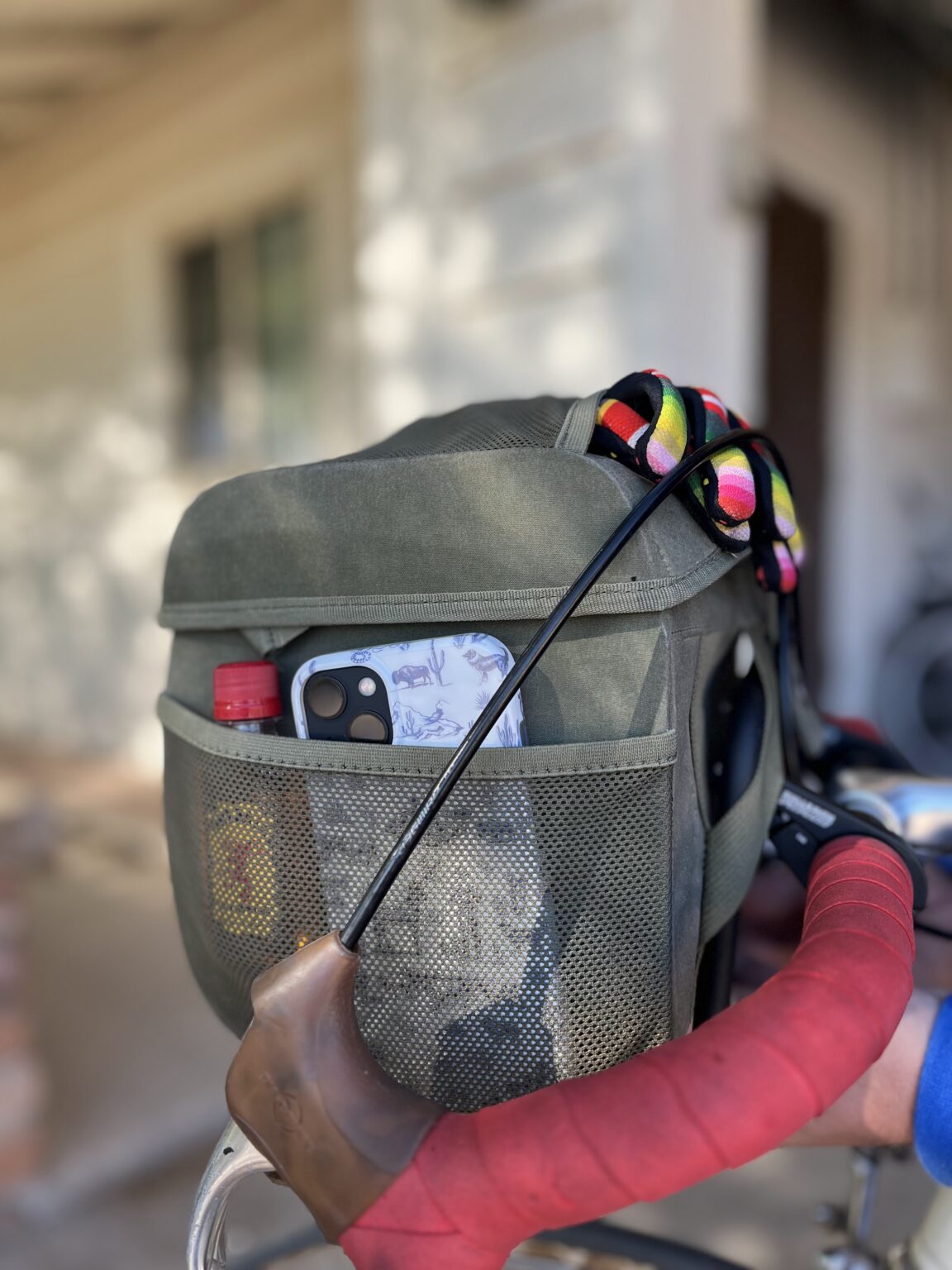 The Best Handlebar Bags for Your Bike Adventures [Reviews ...