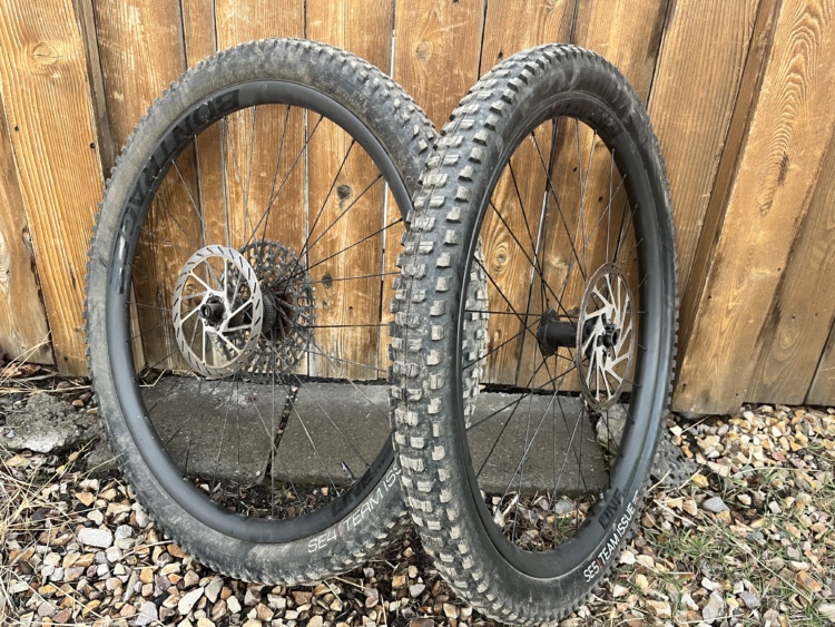 $1,000 Carbon MTB Wheelset Review: Bontrager Line Elite 30 ...