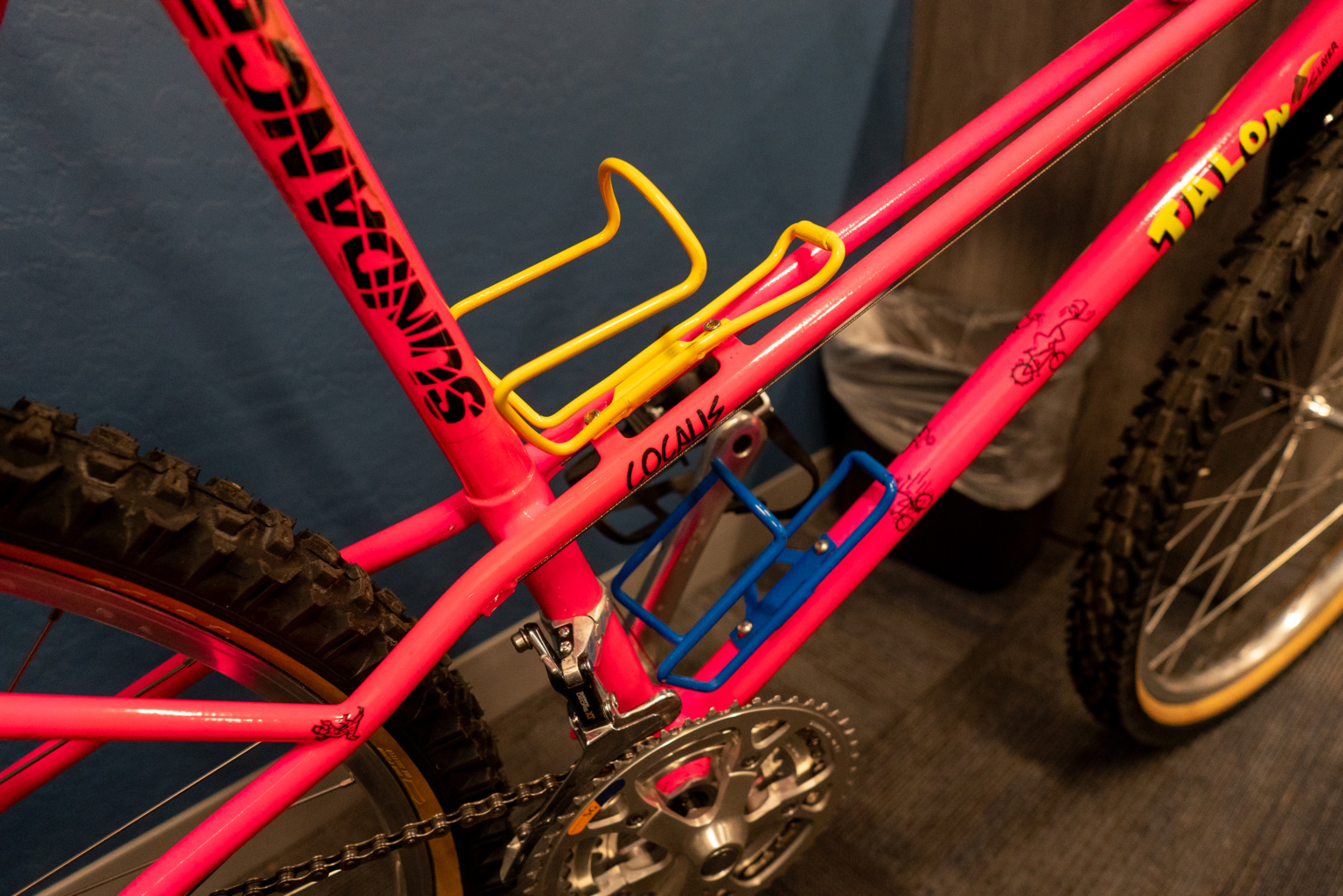 The New Pivot Switchblade V3 Rockets Ahead at a Flick of the Pedals ...