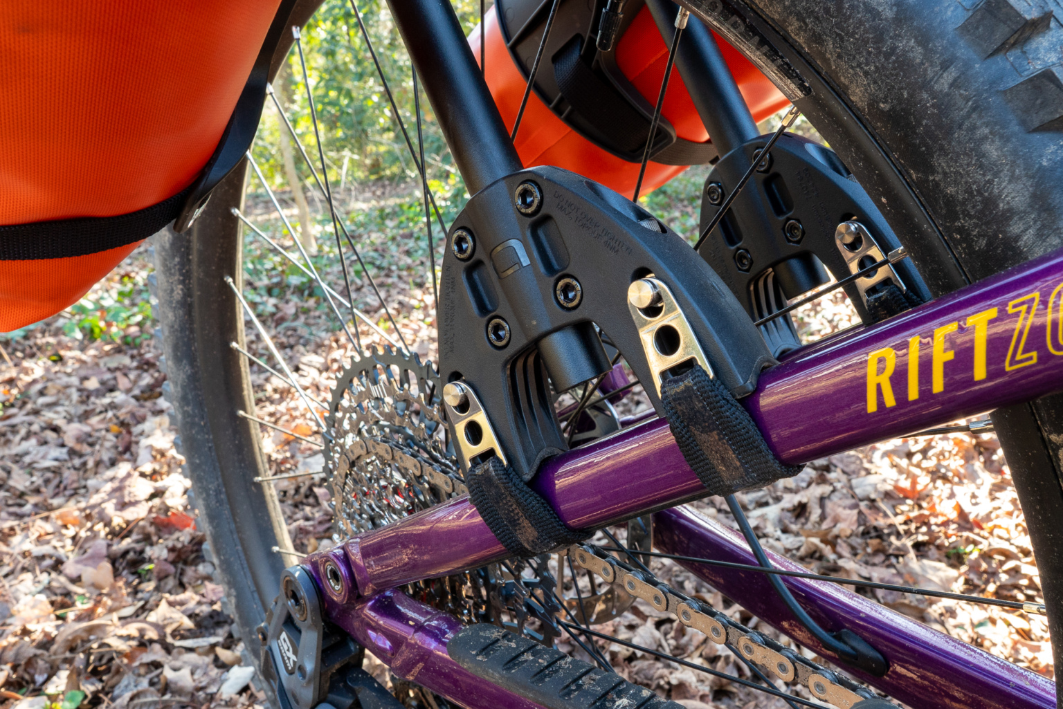 Aeroe Spider Rear Rack Lets You Bikepack with Full Suspension [Review ...