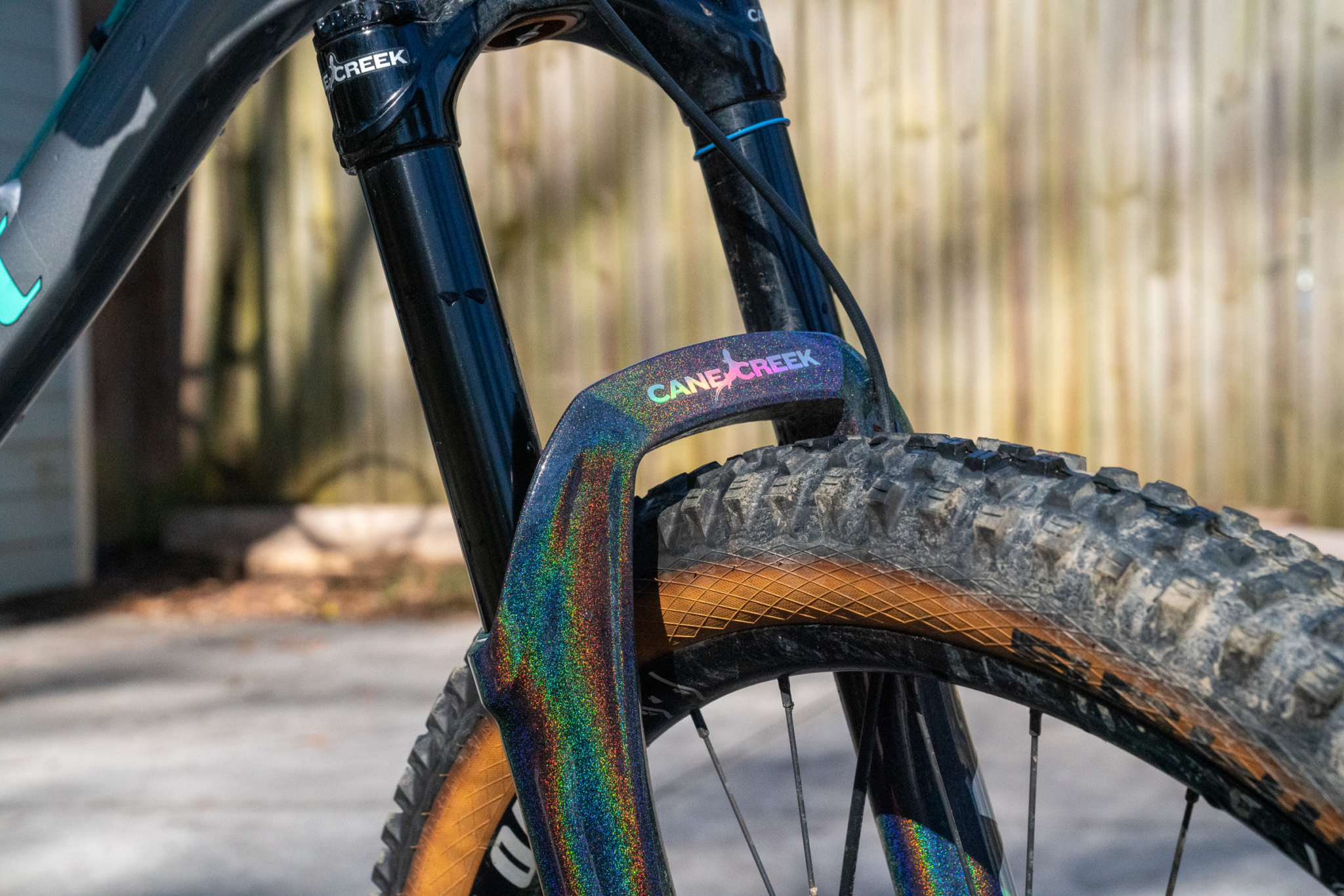 The Mullet Peacemaker is a 6-inch Technical Trail Shooter [Review ...