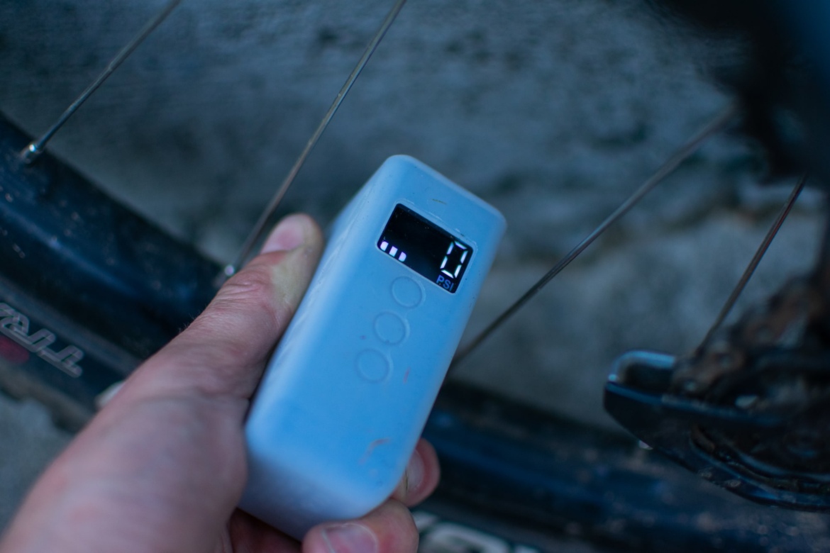 Battery Powered Bike Pump: Cycplus AS2 Pro Max Review - Singletracks ...
