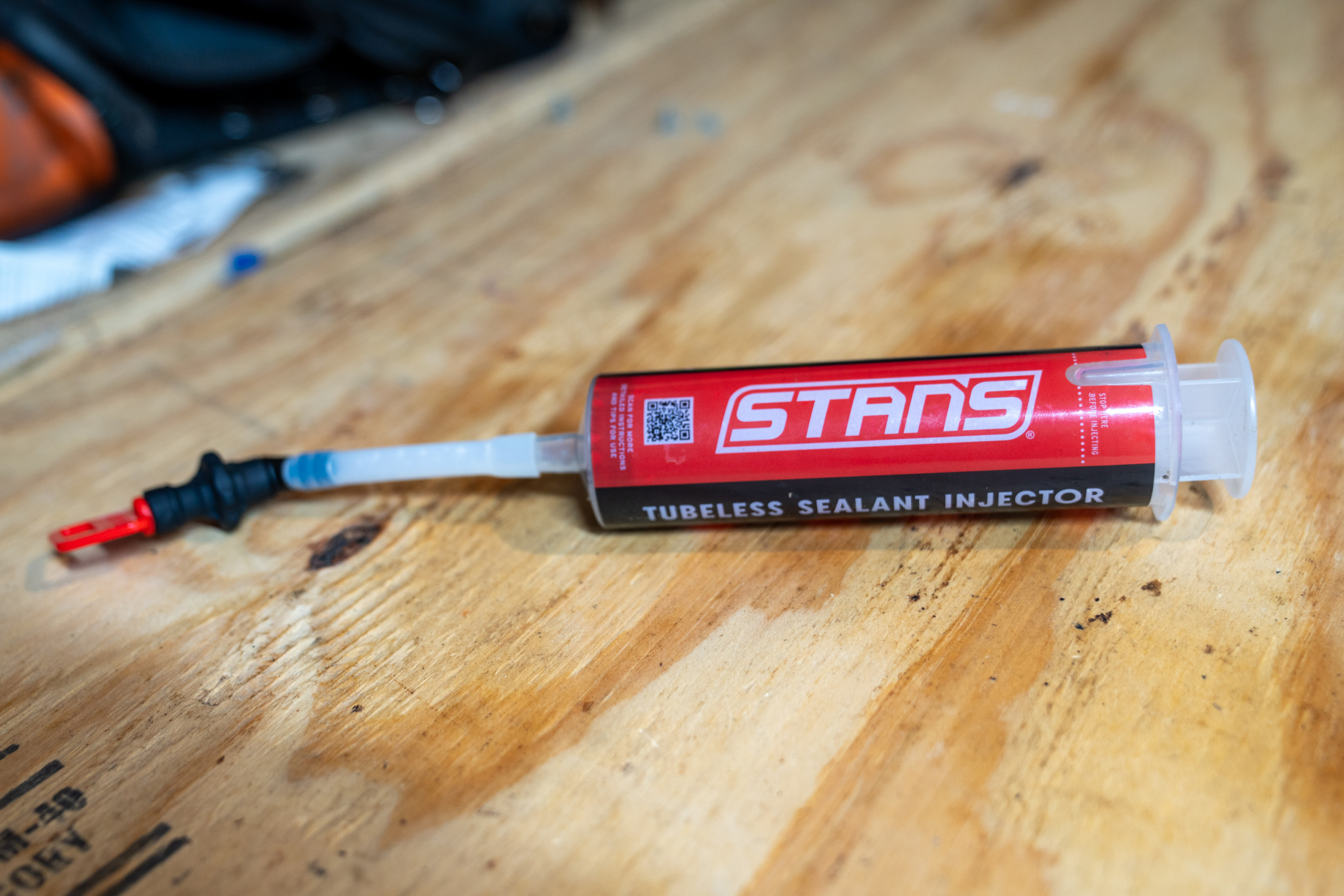 Stan's Tubeless Sealant Injector goes high volume and doesn't suck ...
