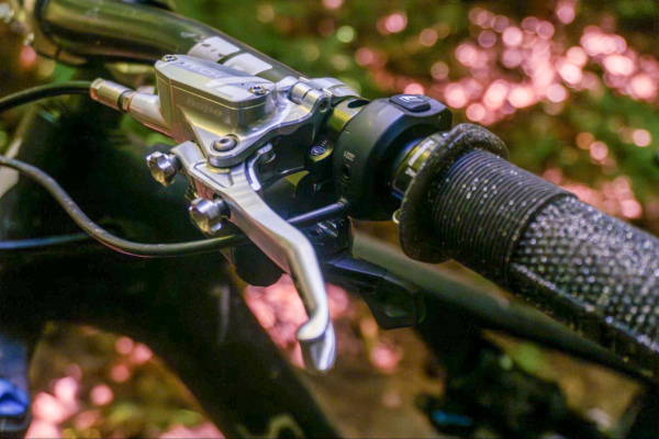 My stock eMTB brakes felt under-powered, so I tried Hope Tech 4 V4 ...