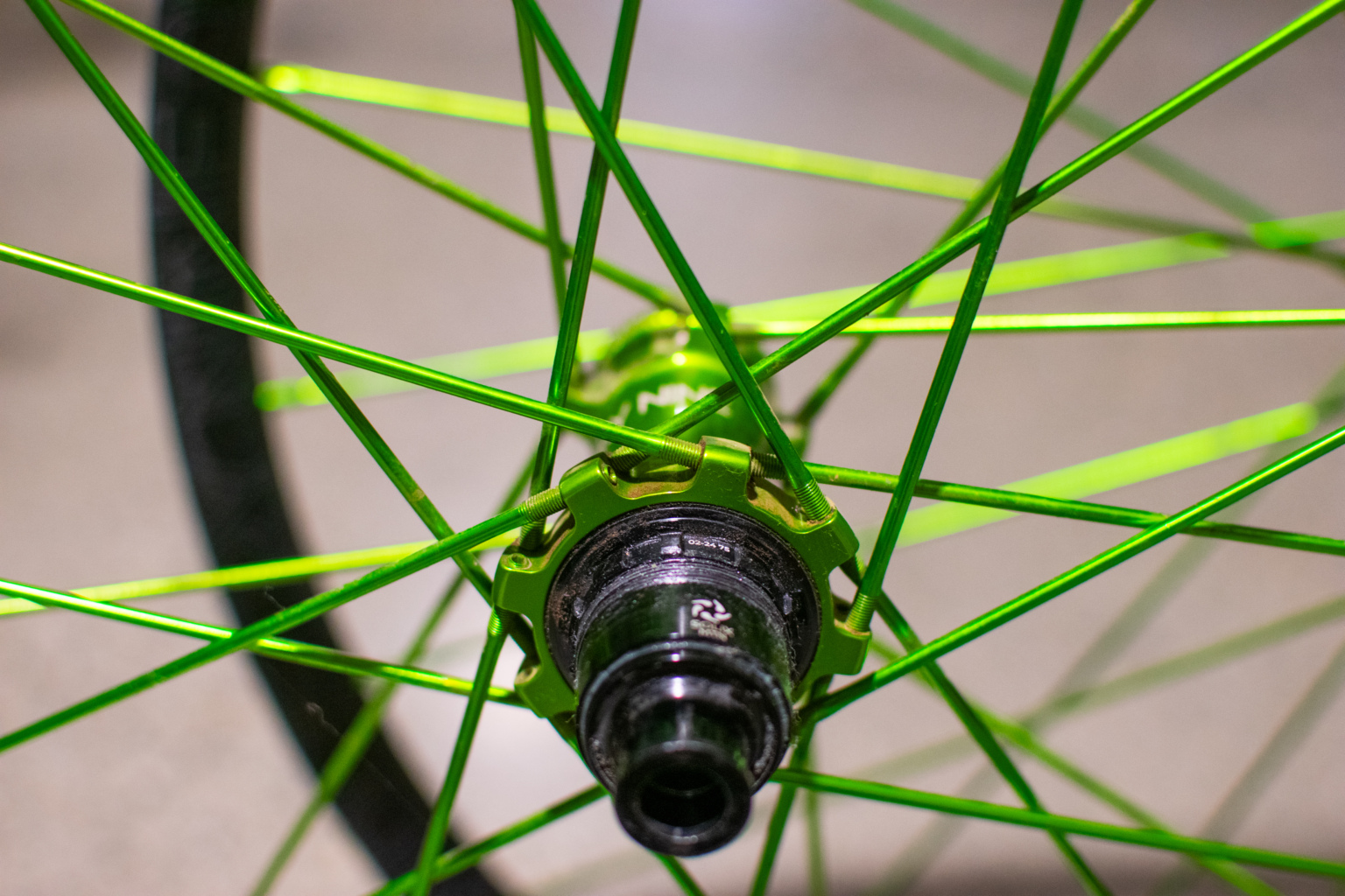 Lightweight Industry Nine Solix M Trail 285 wheels boast 0.59 ...