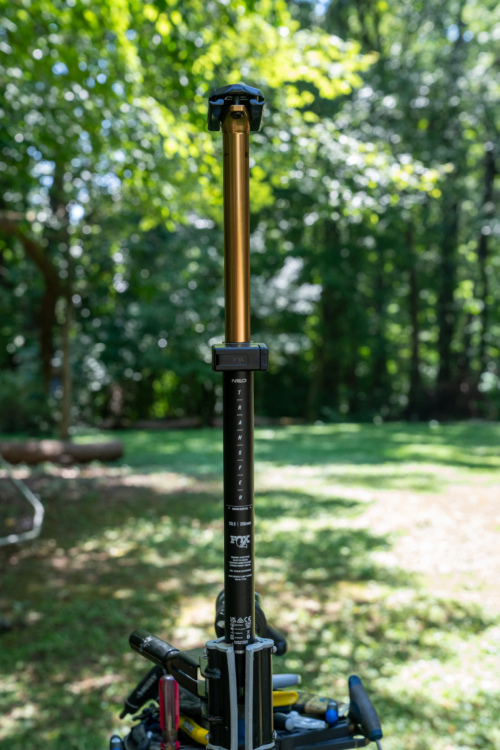 Fox Transfer Neo wireless dropper seatpost review - Singletracks ...