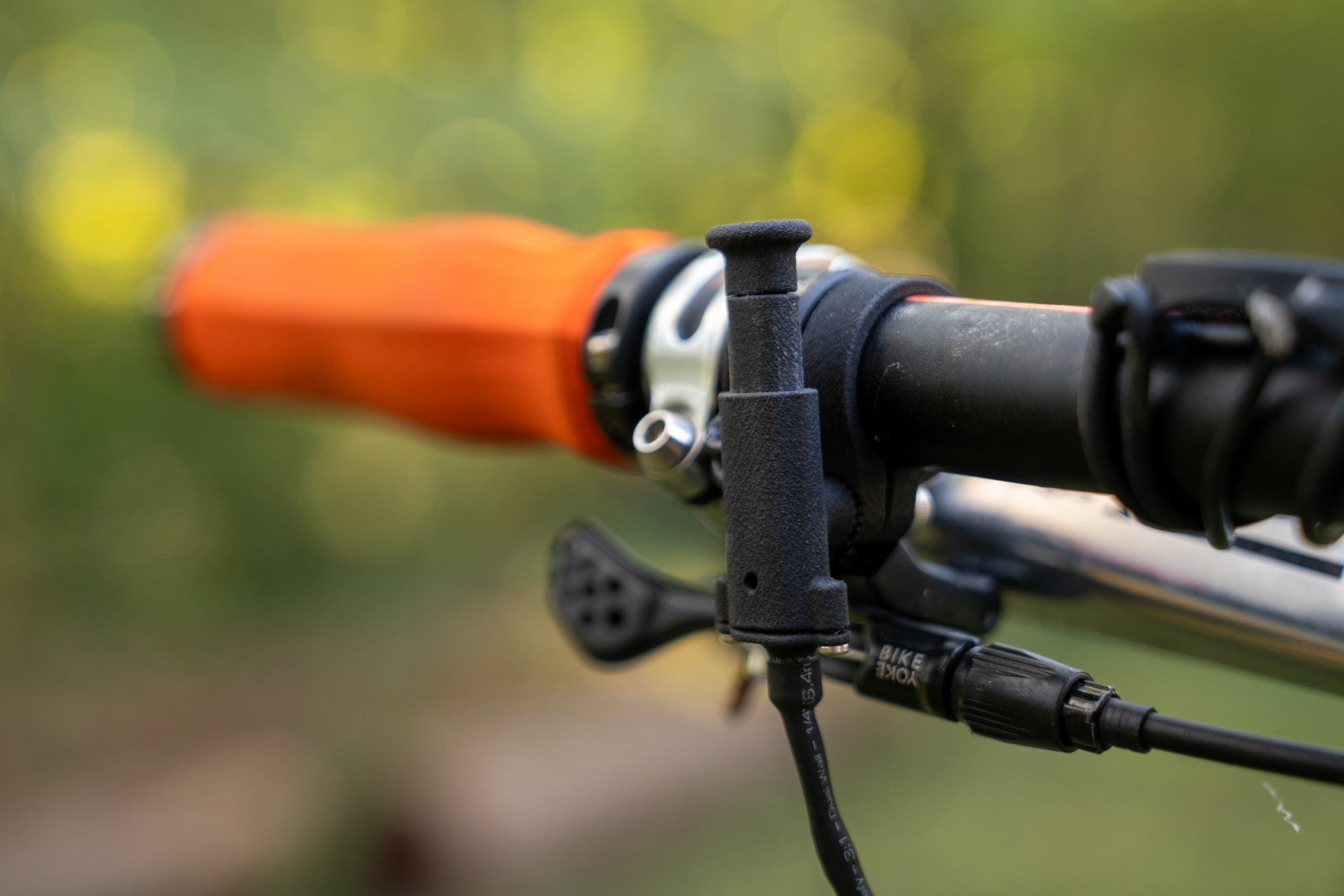 Bimotal Elevate can turn your favorite MTB into an eMTB - Singletracks ...
