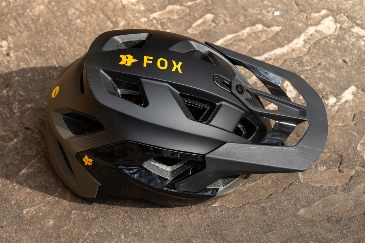 Fox Speedframe Pro mountain bike helmet review - Singletracks Mountain ...