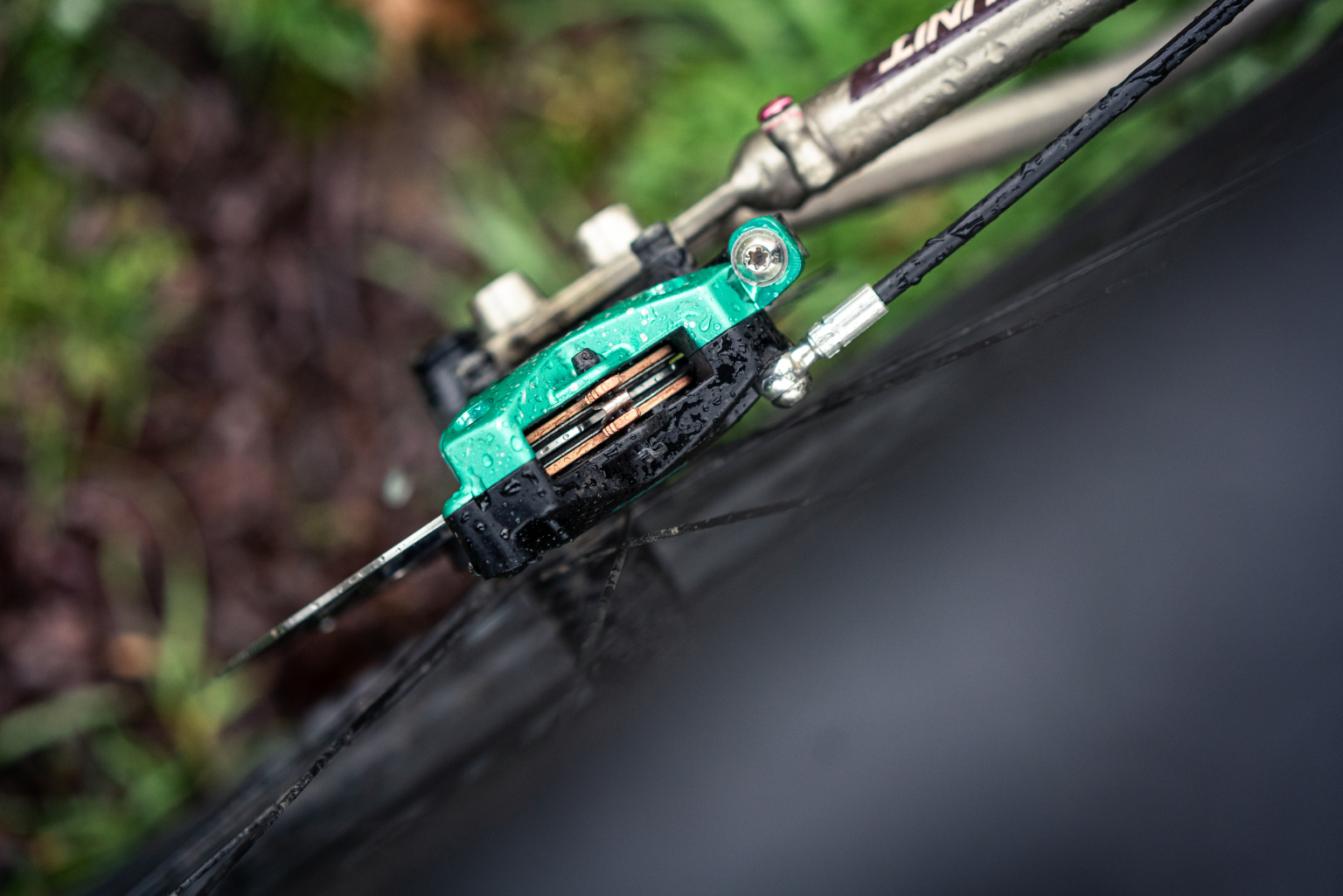 SRAM Motive Ultimate MTB brake review - Singletracks Mountain Bike News