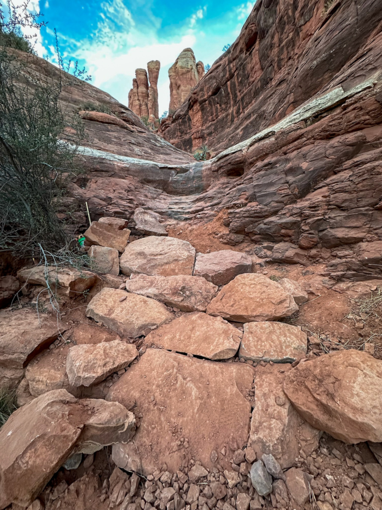 Sedona's new "Hardline" is their most brutally-technical MTB trail yet ...