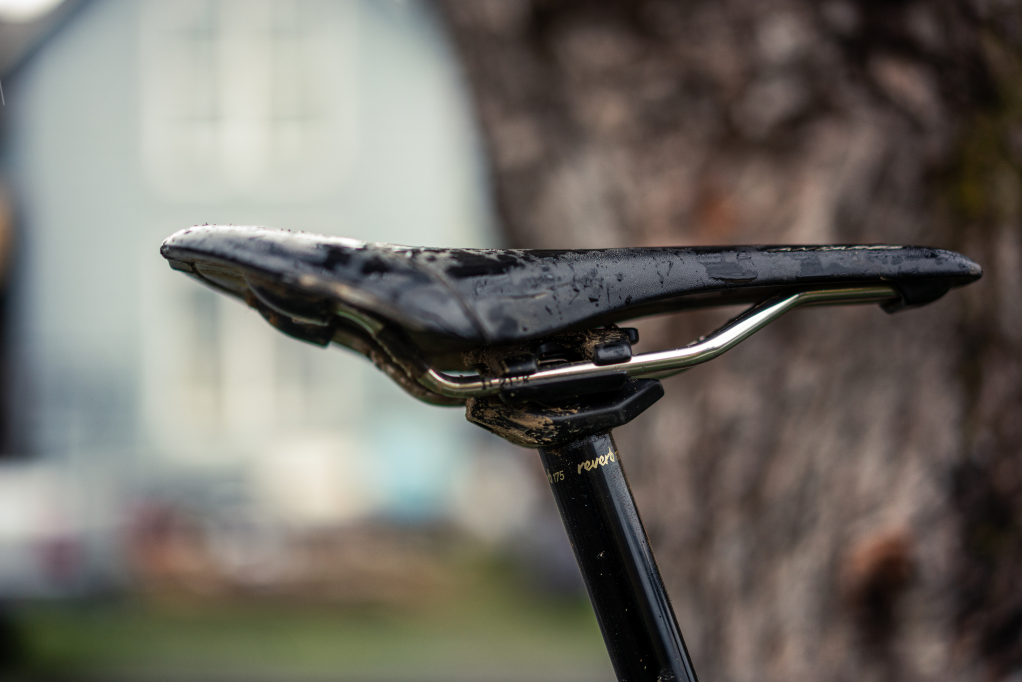 RockShox Reverb AXS wireless electronic dropper post review ...
