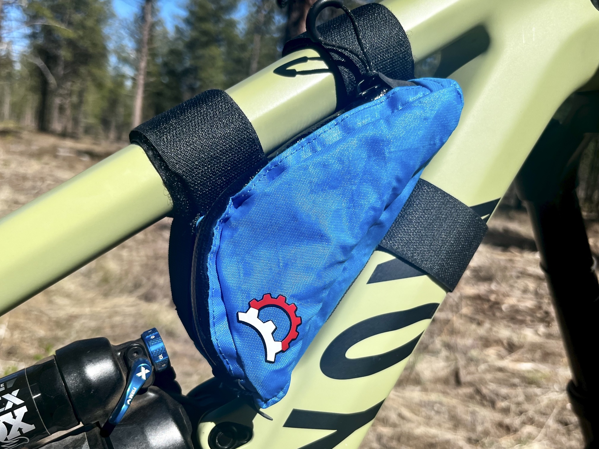 5 MTB frame bags that will actually fit (most) full-suspension bikes ...