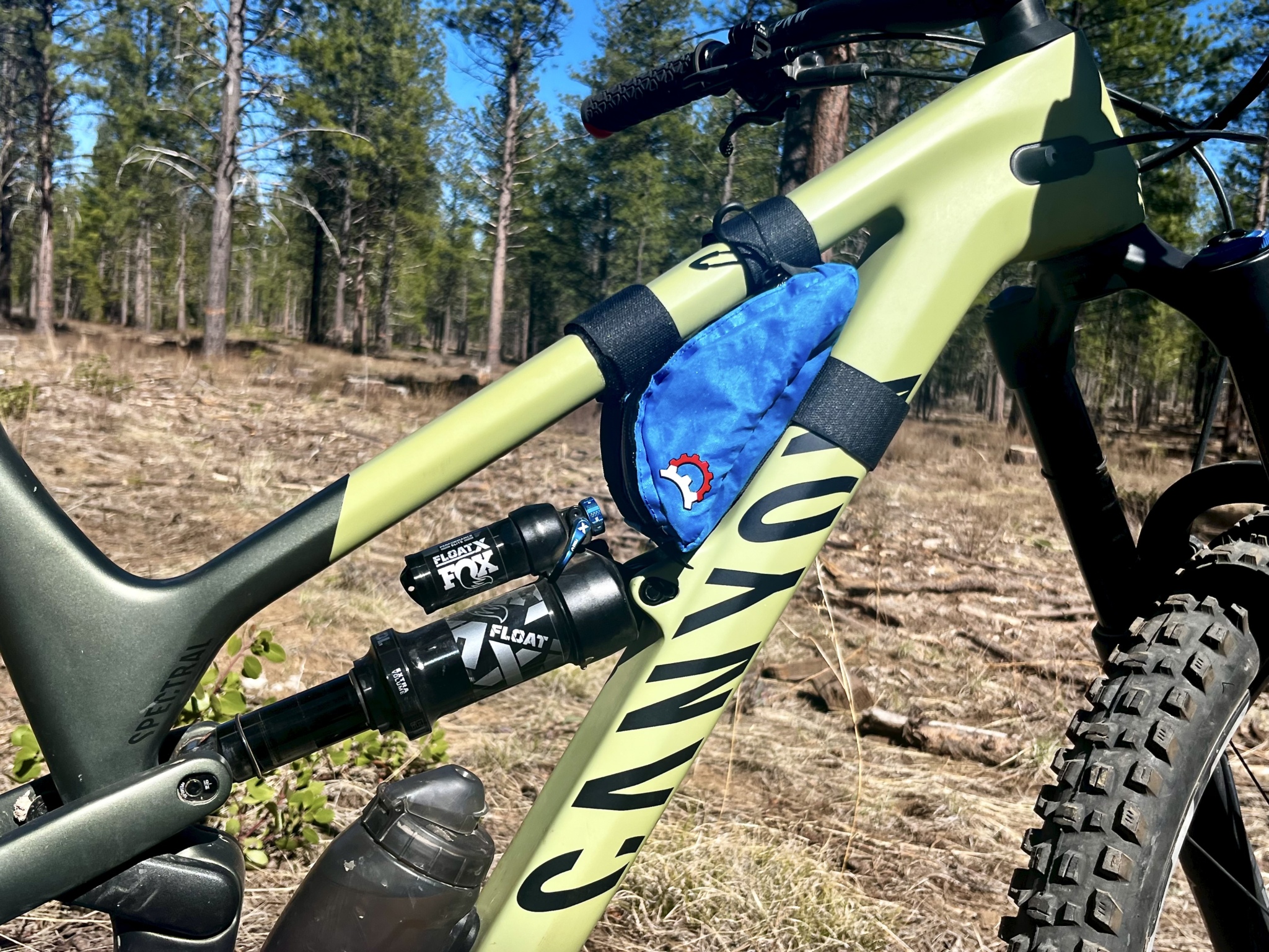 5 MTB frame bags that will actually fit (most) full-suspension bikes ...