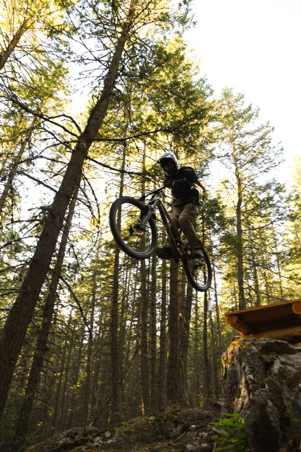The Lower Basin MTB trails in Sandpoint, ID, offer rugged, shuttle ...