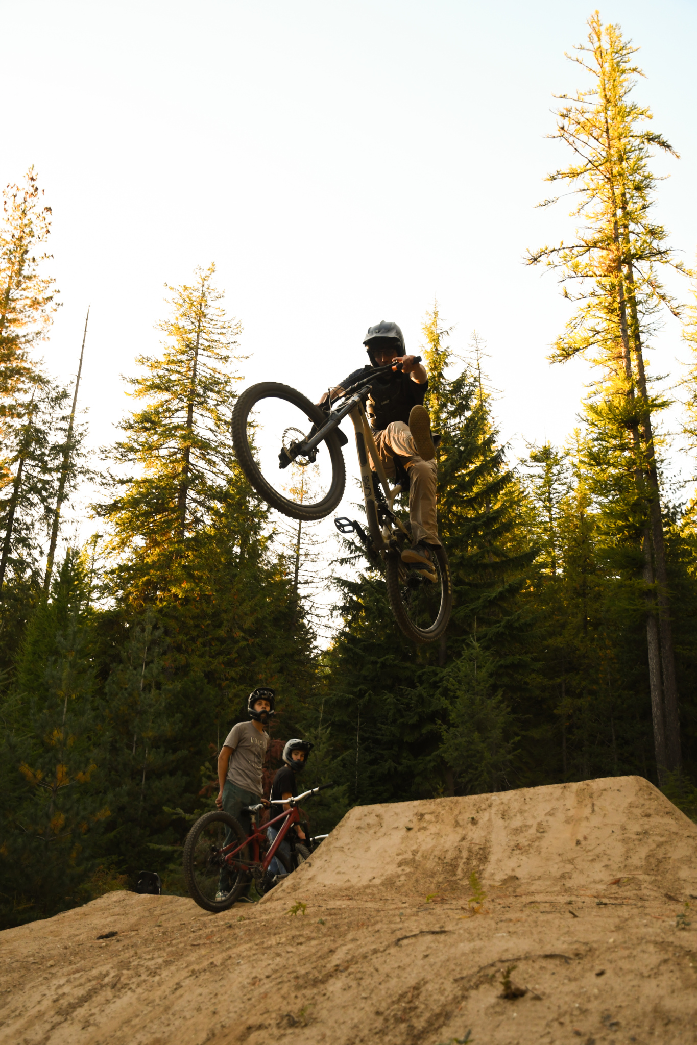The Lower Basin MTB trails in Sandpoint, ID, offer rugged, shuttle ...
