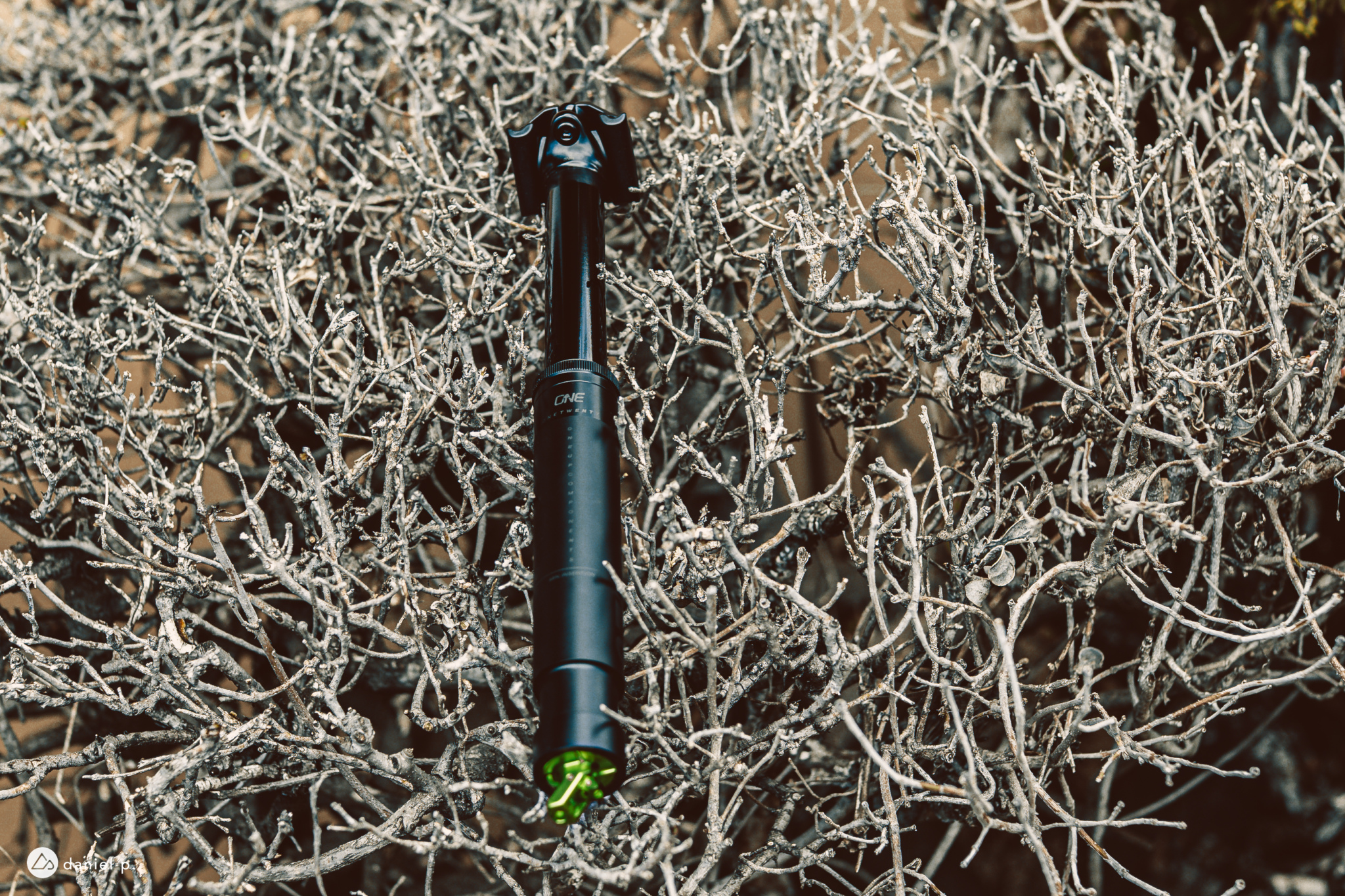 OneUp V3 Dropper Post drops weight and gets a lighter touch too [Review ...