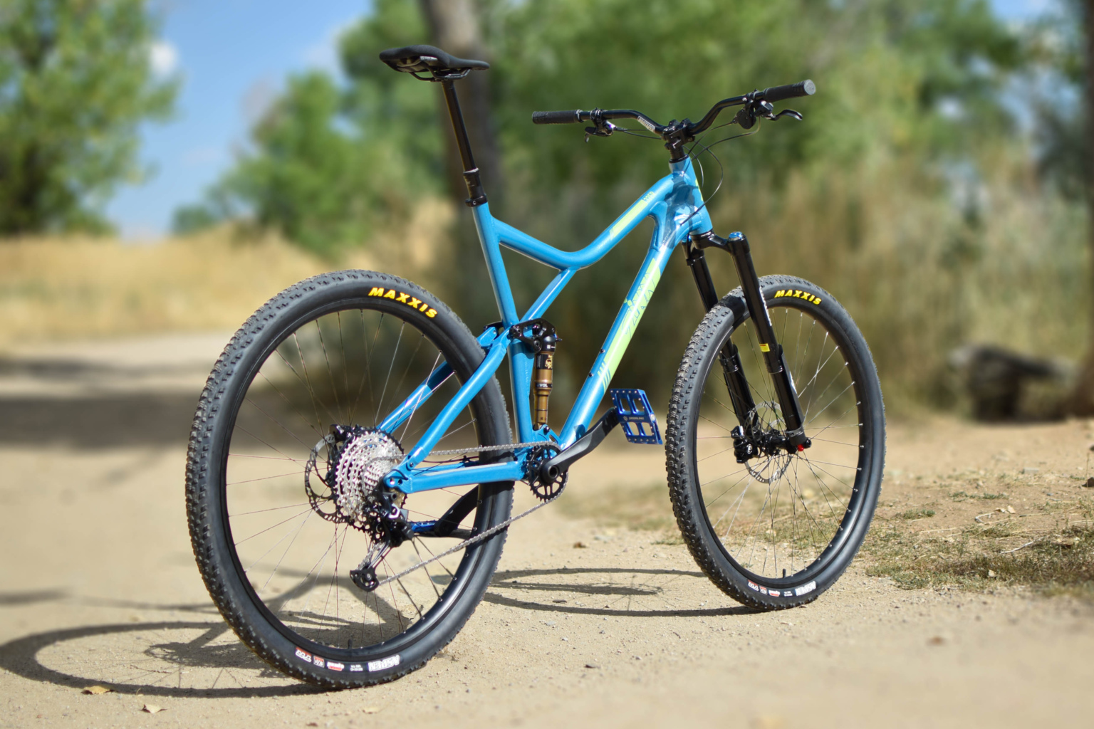 The Zinn Cycles B.I.G. 32er is the first full-suspension bike in ...