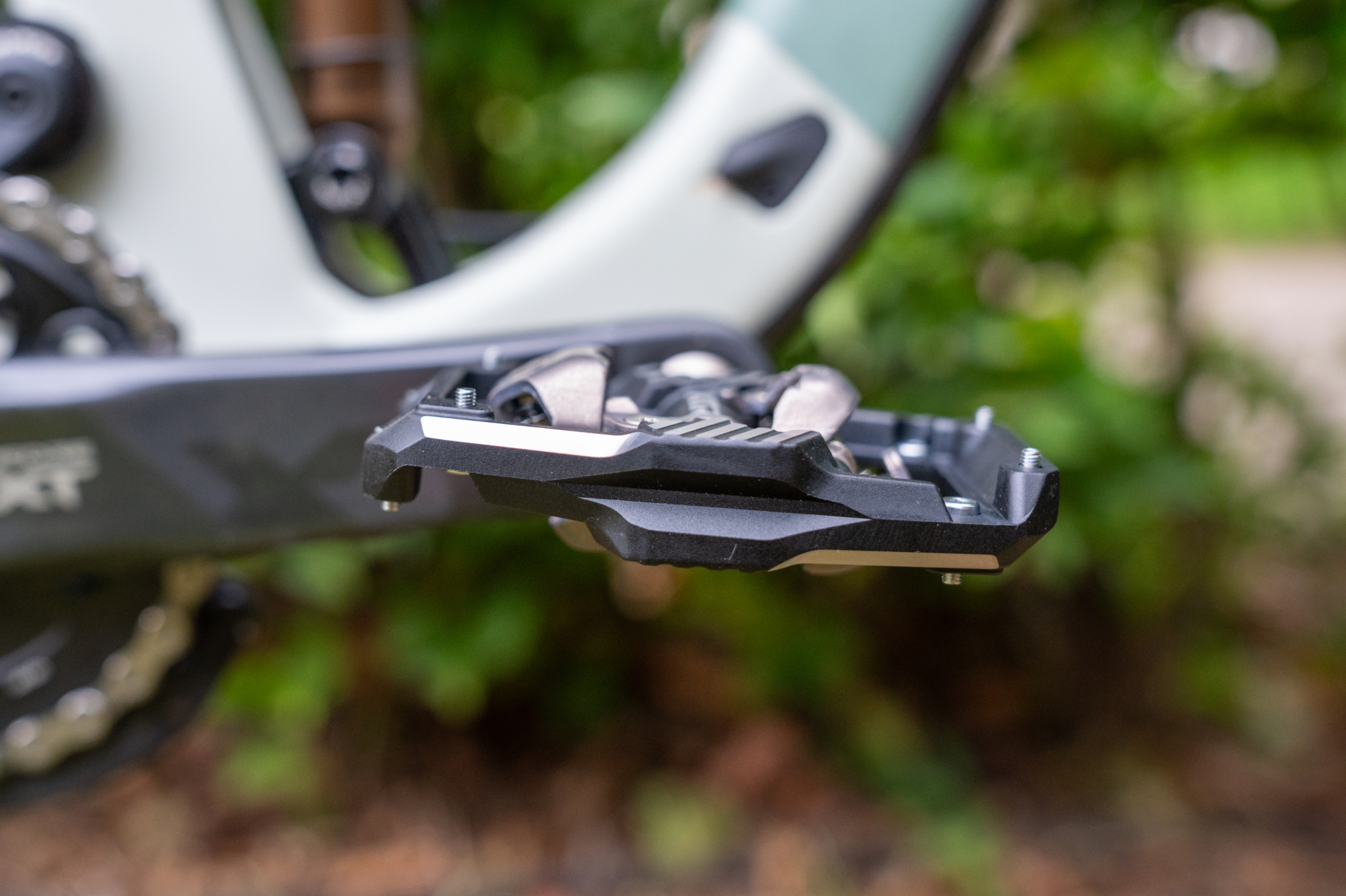 Shimano XTR M9220 Enduro Pedal Review - Singletracks Mountain Bike News