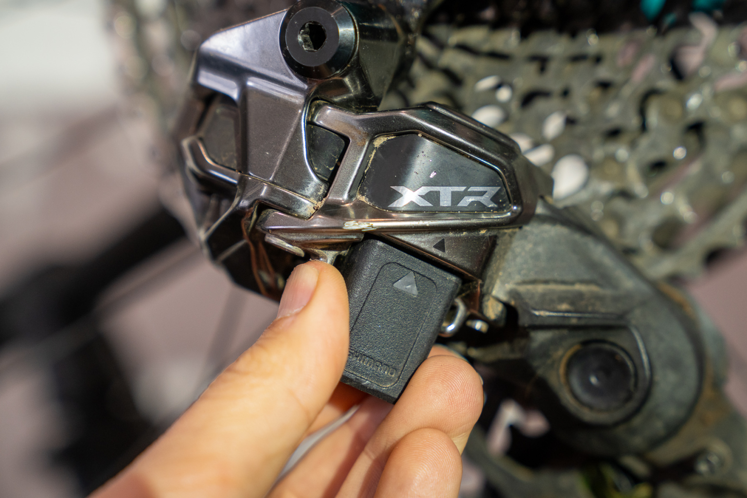 Shimano XTR Di2 long-term review: One year of wireless MTB drivetrain ...