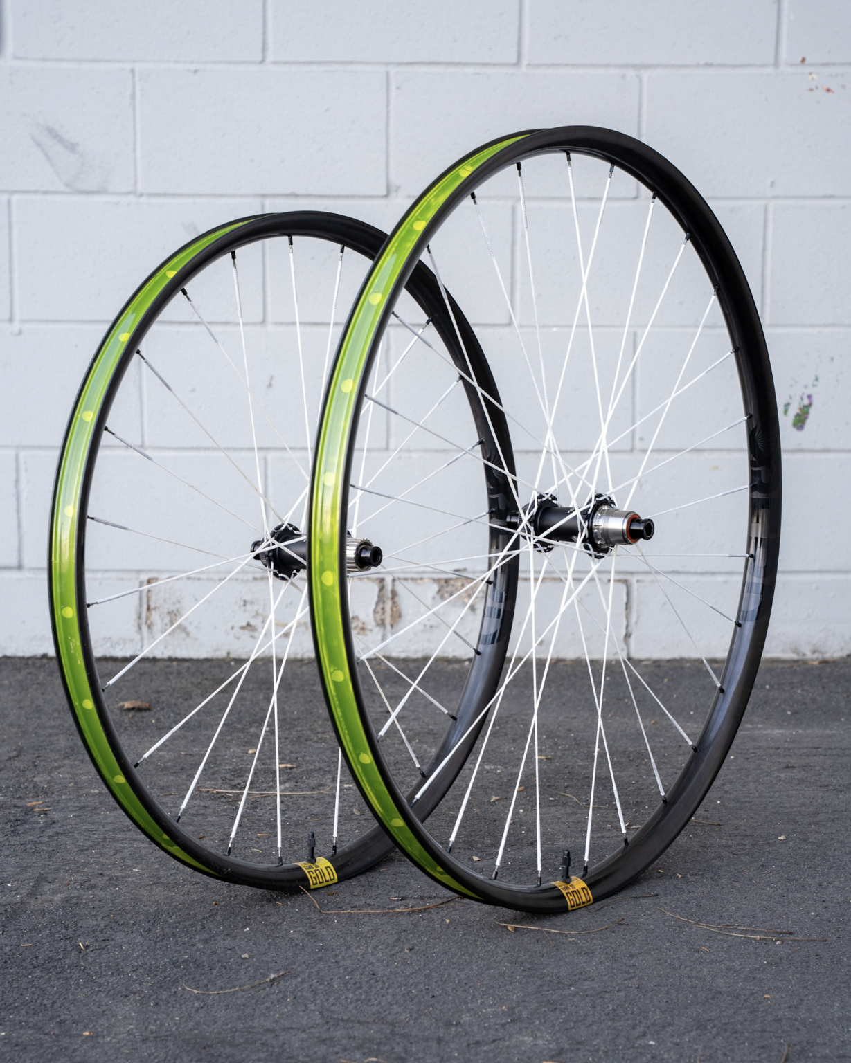 These are all the 32-inch forks, wheels, and tires that are (probably ...